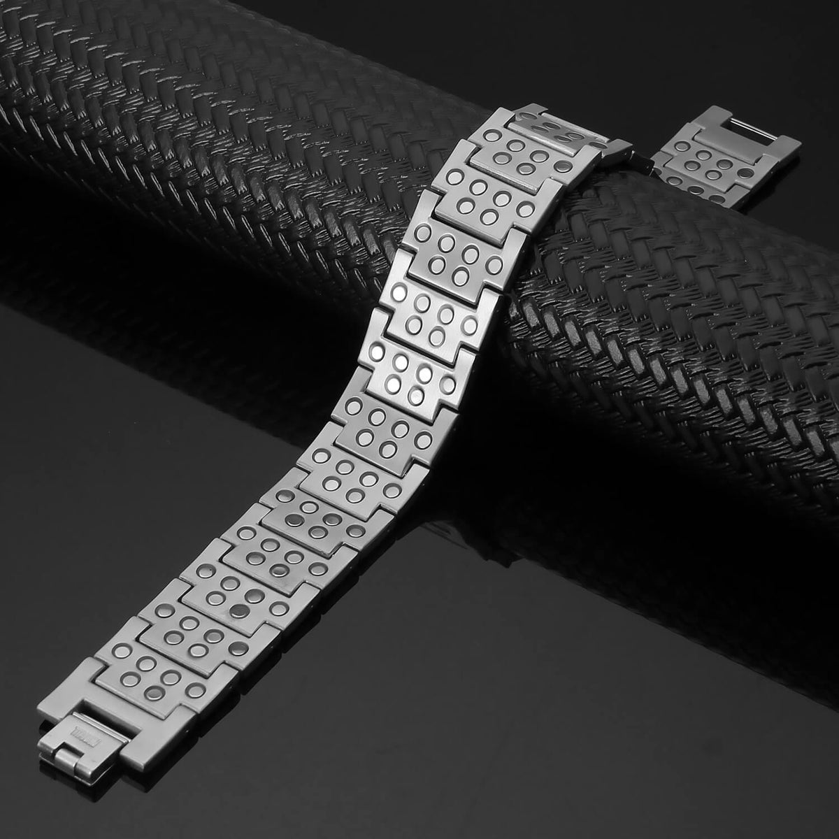 Silver Super Strong Titanium Magnetic Bracelet | Gauss Therapy