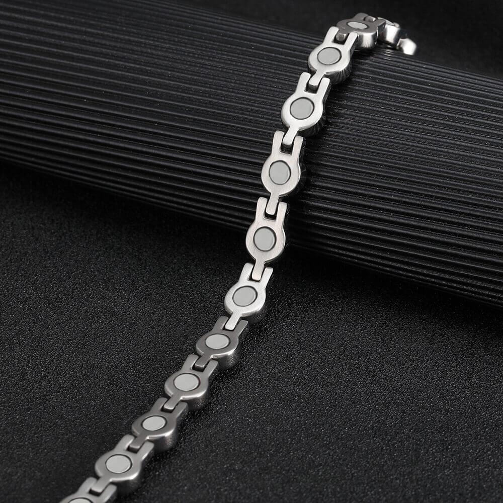 Black Crystal Bracelet | Ladies Crystal Healing | Gauss Therapy
